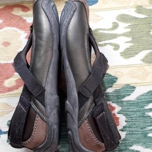 J-41 Adventure On | Shoes | J4 Adventure On Shoes | Poshmark